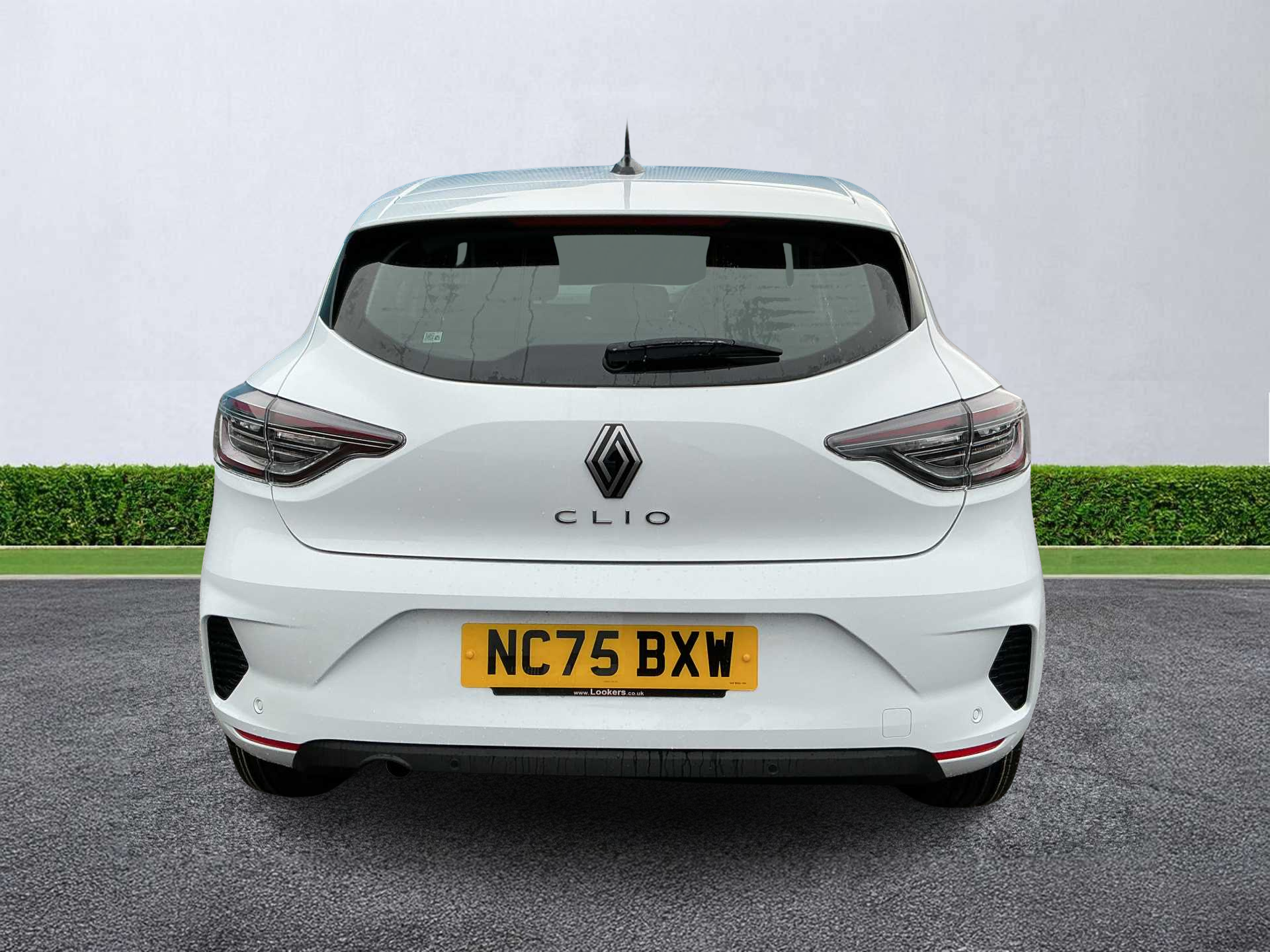 Dealer New RENAULT CLIO 1.0 Tce 90 Evolution 5Dr 2026 | Lookers Renault